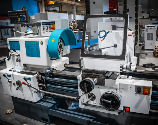 Completely re-manufactured lathe TOS SN 63/30 – TOS America Inc.