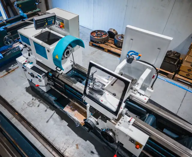 Completely re-manufactured lathe TOS SN 71/30 – TOS America Inc.